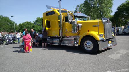 Ami(e)Z, les ami(e)s easy