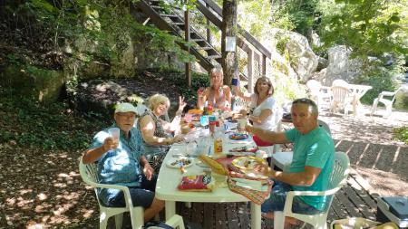 Ami(e)Z, les ami(e)s easy